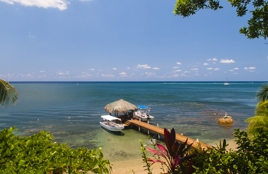 Turtle Beach Dive Resort Roatan