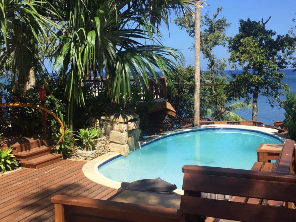 Turtle Beach – Turtle Beach Dive Resort, Roatan