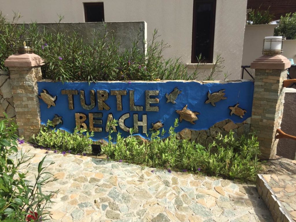 Turtle Beach – Turtle Beach Dive Resort, Roatan